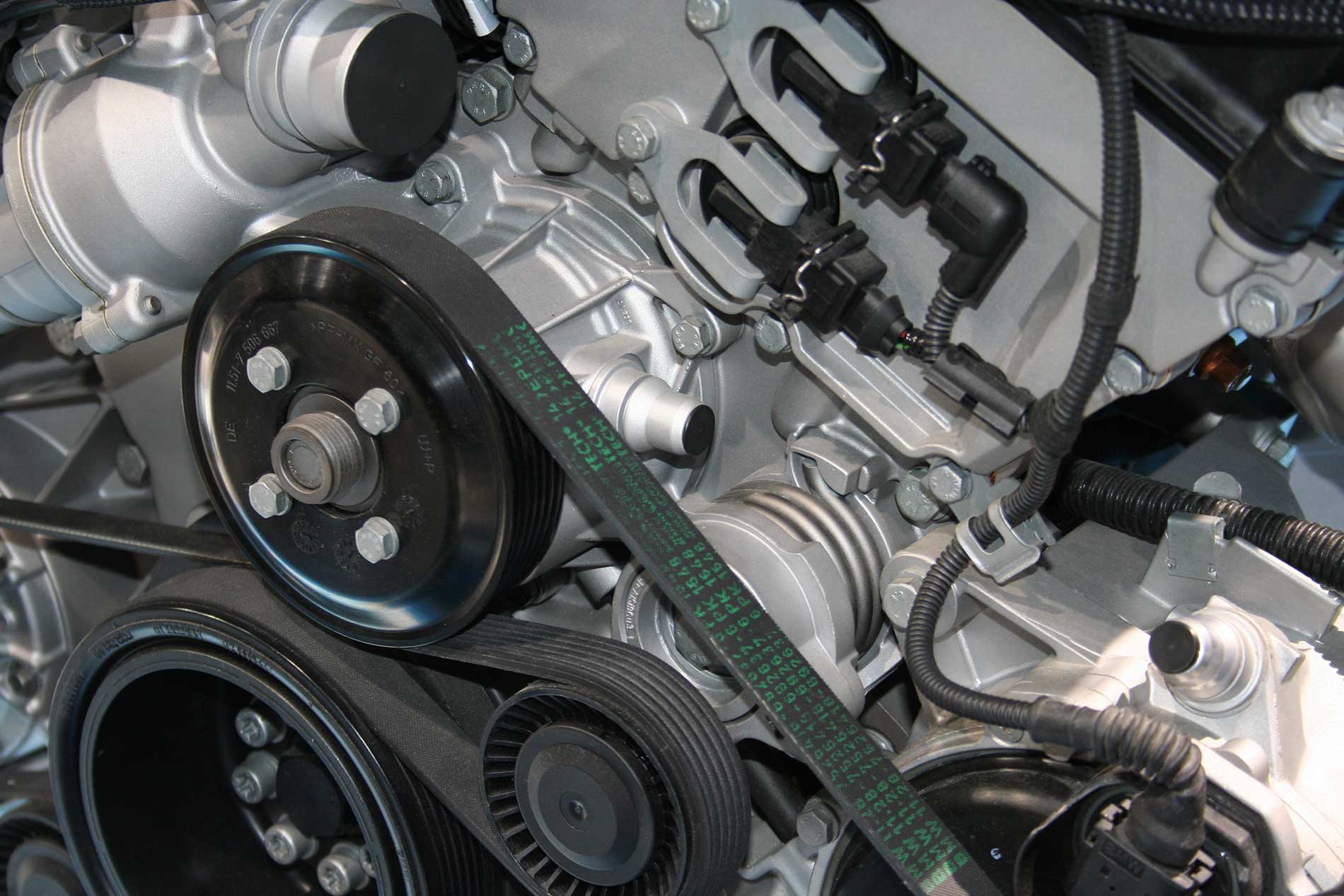 When do I change the fan belt? | Advance Auto Service
